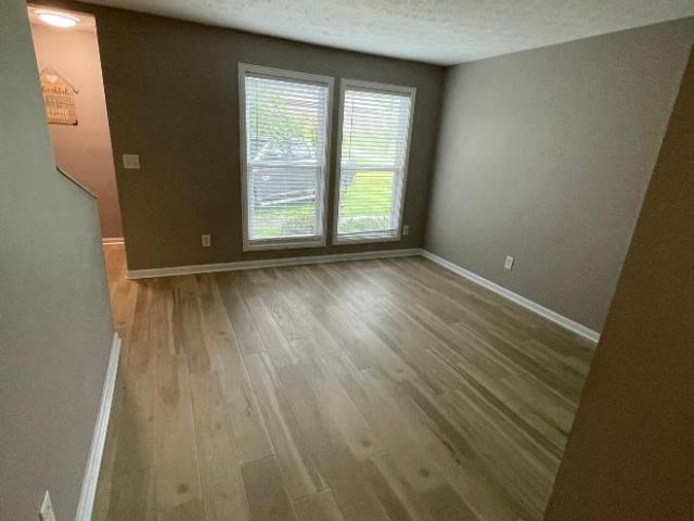 3 Br, 3 bath, Condo 3173 Dove Ct