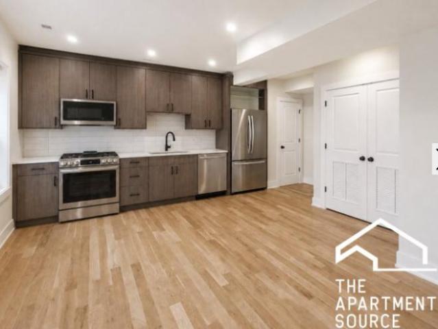 3 Br, 3 bath, Condo 3356 N Sheffield Ave