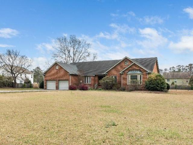 3 Br, 3 bath, Other 609 W Academy Street