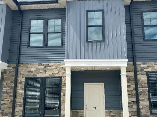 3 Br, 3 bath, Other 71 High Street