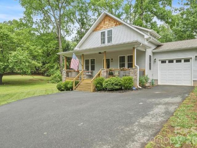 3 Br, 3 bath, Single Family Home 2029 Bost St