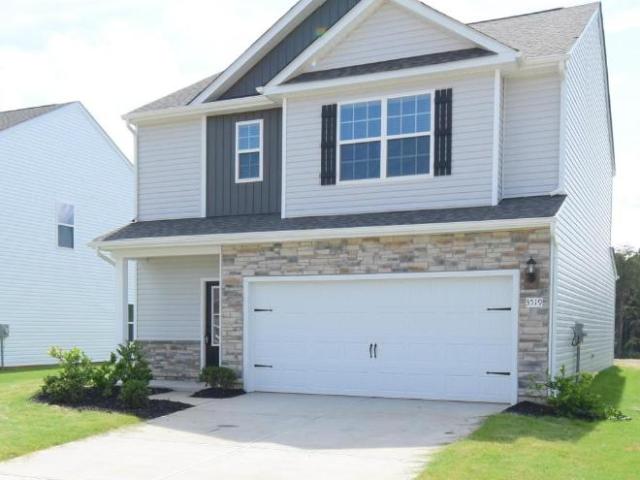 3 Br, 3 bath, Single Family Home 3519 Narrow Ln