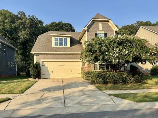 3 Br, 3 bath, Single Family Home 4019 Oakmere Rd