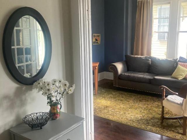 3 Br, 3 bath, Single Family 1401 Grace St