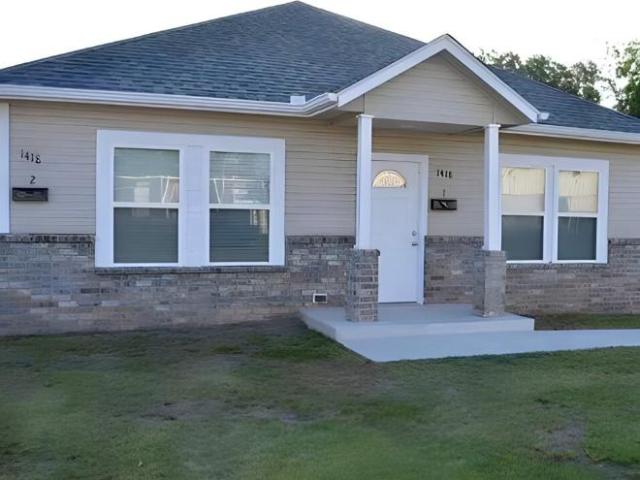 3 Br, 3 bath, Single Family 1418 George Avenue