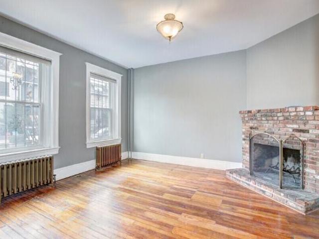 3 Br, 3 bath, Single Family 1419 Monroe St NW