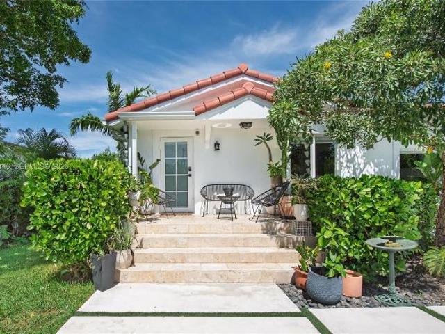 3 Br, 3 bath, Single Family 1450 SW 20th Ave