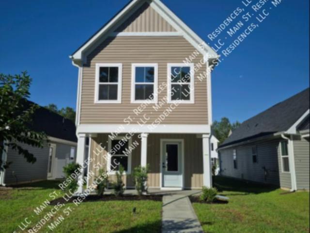 3 Br, 3 bath, Single Family 1472 Pine Log Trl