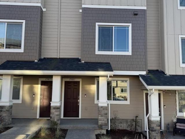 3 Br, 3 bath, Single Family 15083 NW Ethel Lane