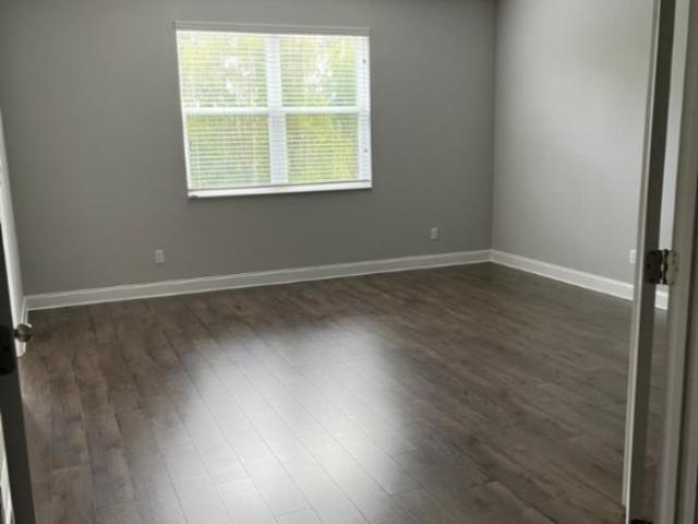 3 Br, 3 bath, Single Family 15120 Sunrise Grove Ct