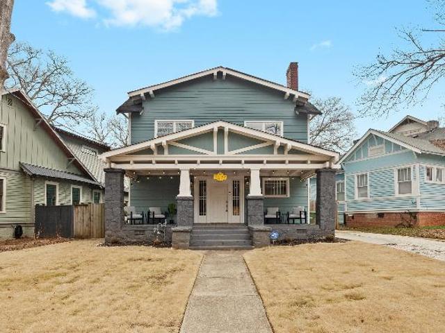 3 Br, 3 bath, Single Family 1515 Westwood Ave SW