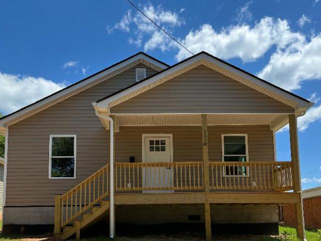 3 Br, 3 bath, Single Family 1518 Fillmore St