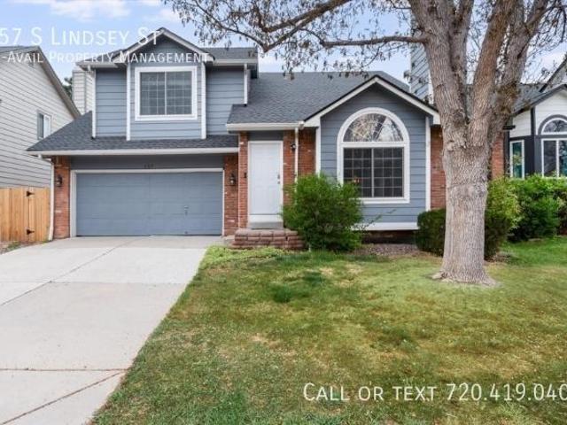 3 Br, 3 bath, Single Family 157 S Lindsey St