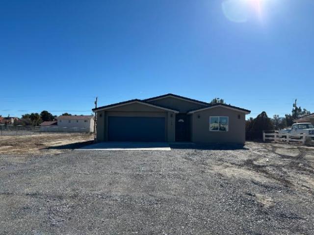 3 Br, 3 bath, Single Family 1541 Laguna St
