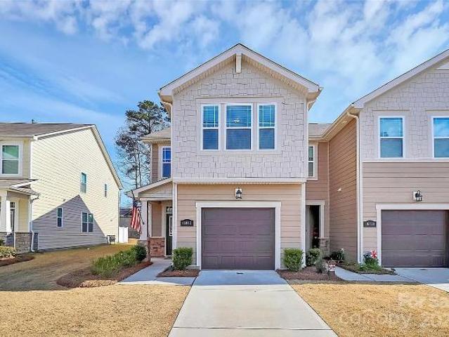 3 Br, 3 bath, Single Family 16042 Red Buckeye Ln