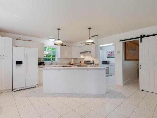 3 Br, 3 bath, Single Family 16144 N 122nd Drive N