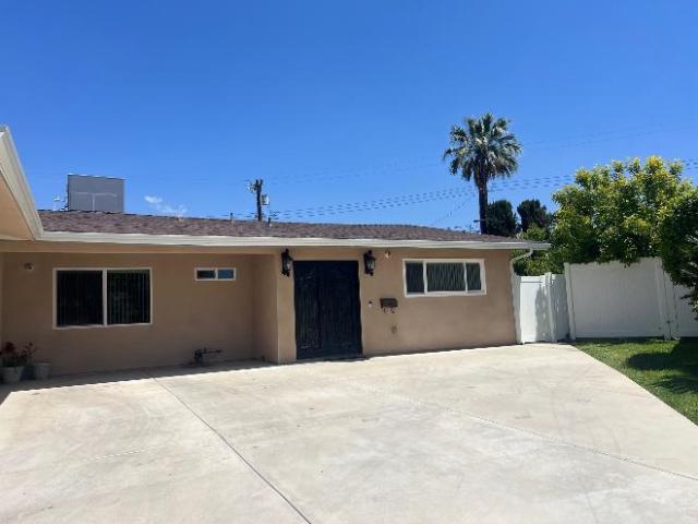 3 Br, 3 bath, Single Family 16349 Flanders St