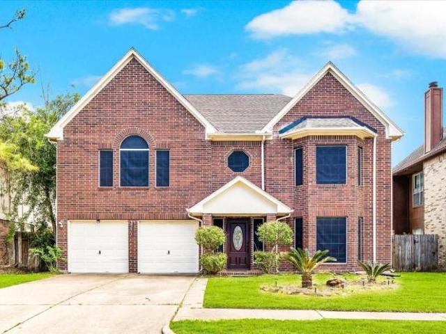 3 Br, 3 bath, Single Family 16423 Ash Point Ln