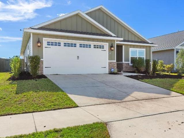 3 Br, 3 bath, Single Family 1689 Sw 71st Cir