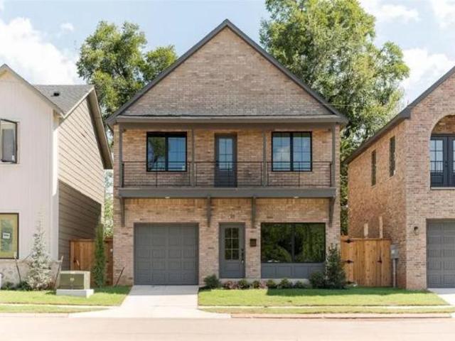 3 Br, 3 bath, Single Family 16 N Walnut St