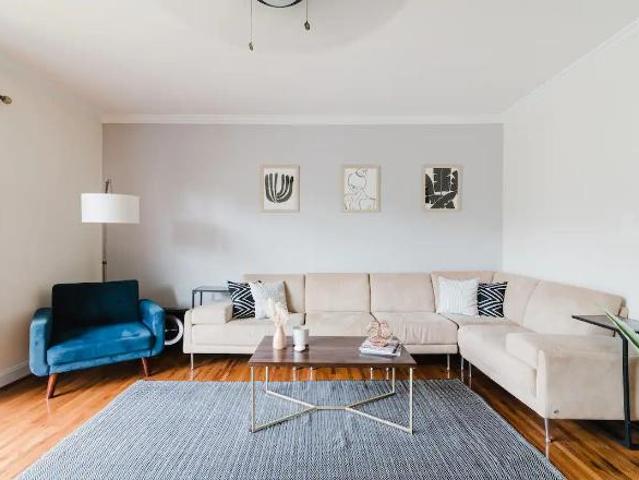 3 Br, 3 bath, Single Family 1700 Van Buren Ave