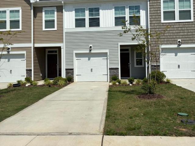 3 Br, 3 bath, Single Family 174 Golden Arms Drive