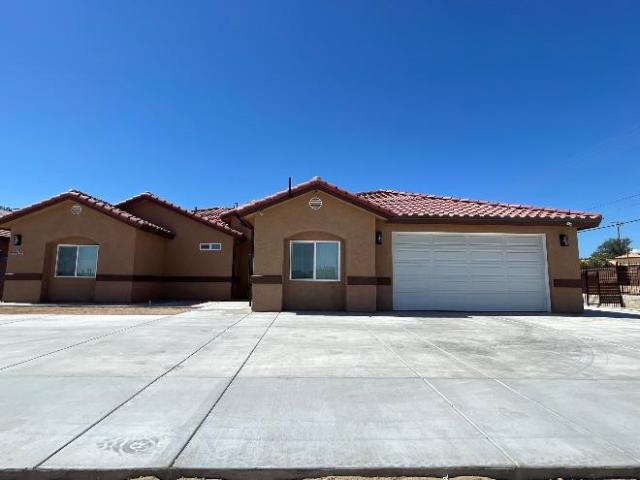 3 Br, 3 bath, Single Family 17515 Live Oak St