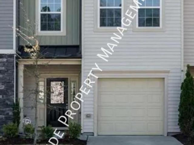 3 Br, 3 bath, Single Family 183 Polaris Ave