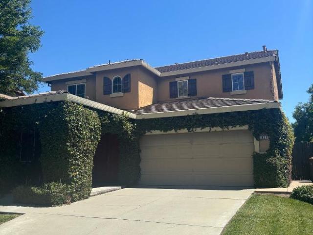 3 Br, 3 bath, Single Family 1833 Elston Cir