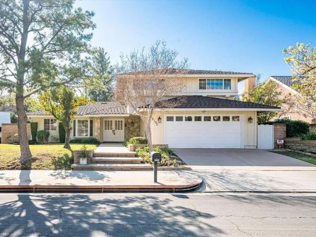 3 Br, 3 bath, Single Family 19100 Castlebay Lane
