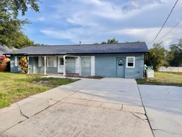 3 Br, 3 bath, Single Family 1911 S Palomar Dr