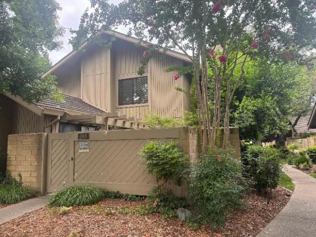 3 Br, 3 bath, Single Family 1915 Discovery Village Lane