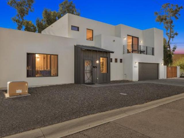3 Br, 3 bath, Single Family 1923 E Monterey Way