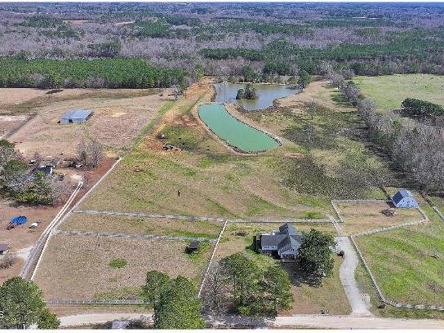 3 Br, 3 bath, Single Family 195 Williams Rd