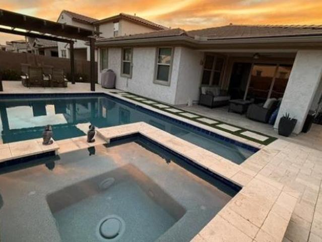 3 Br, 3 bath, Single Family 10017 E Gamma Ave