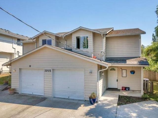 3 Br, 3 bath, Single Family 1001 Nevada St