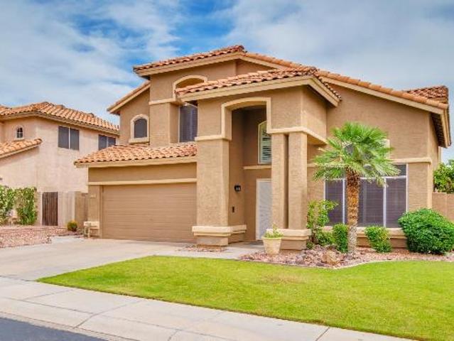 3 Br, 3 bath, Single Family 10045 E Redfield Drive