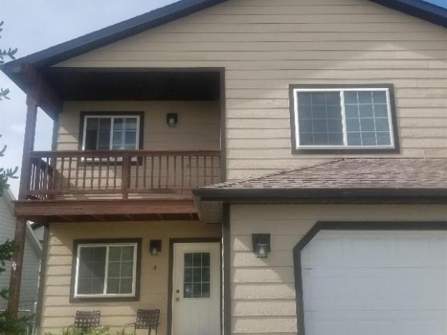 3 Br, 3 bath, Single Family 1005 Cardinal Dr