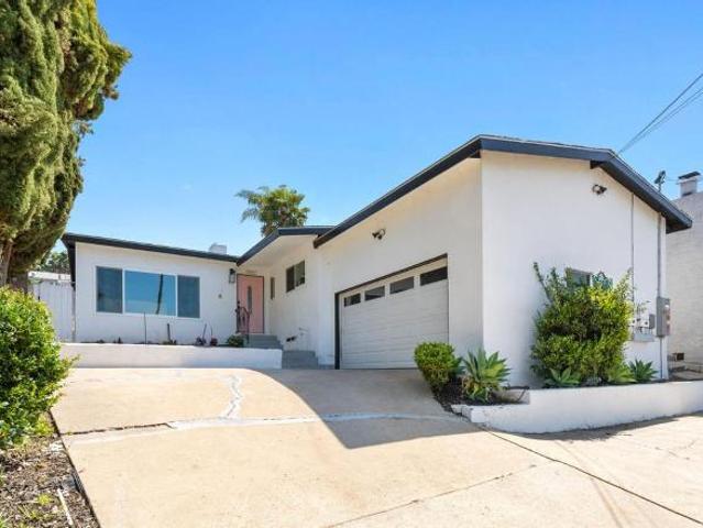 3 Br, 3 bath, Single Family 1007 Winston Drive