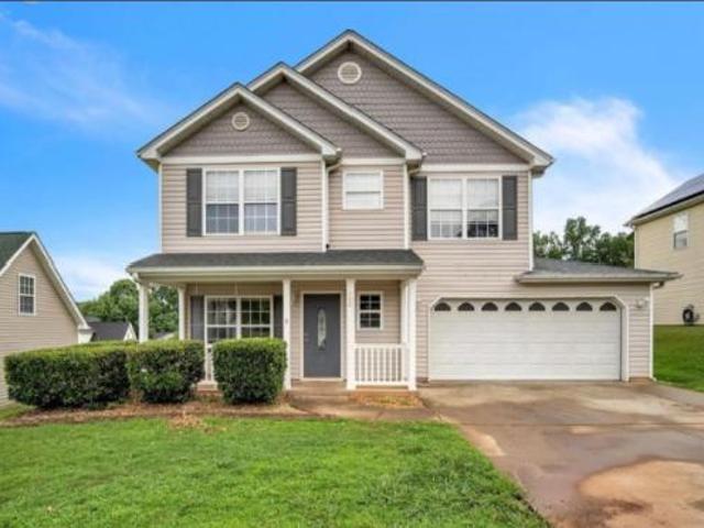 3 Br, 3 bath, Single Family 100 Maximus Dr