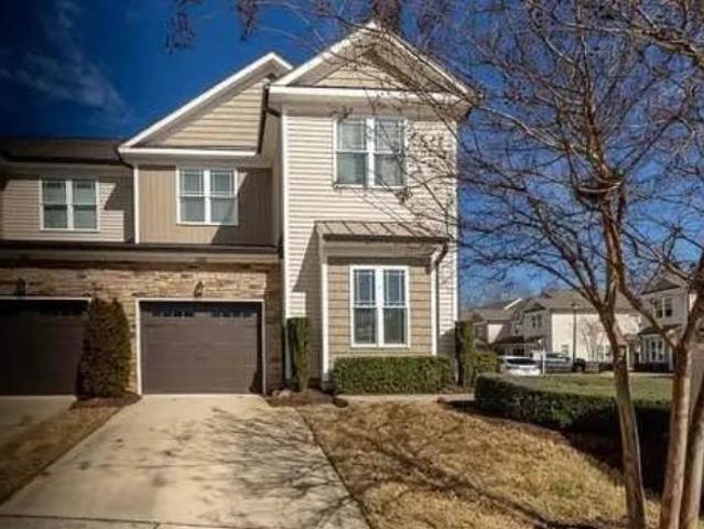 3 Br, 3 bath, Single Family 100 Pinto Saddle Ct
