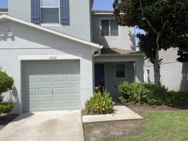 3 Br, 3 bath, Single Family 1032 Chalcedony Street