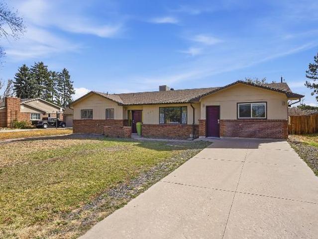 3 Br, 3 bath, Single Family 1040 S Fulton St