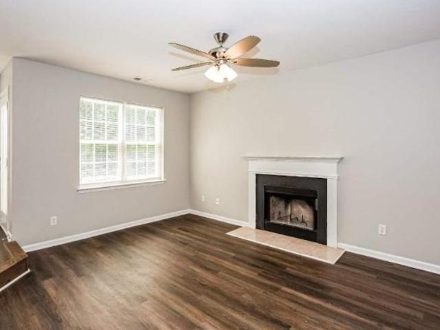 3 Br, 3 bath, Single Family 10527 Red Orchid Dr