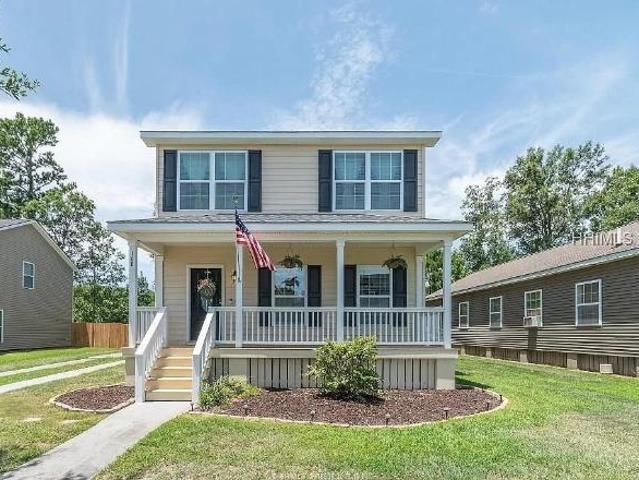 3 Br, 3 bath, Single Family 108 Okatie Park Cir