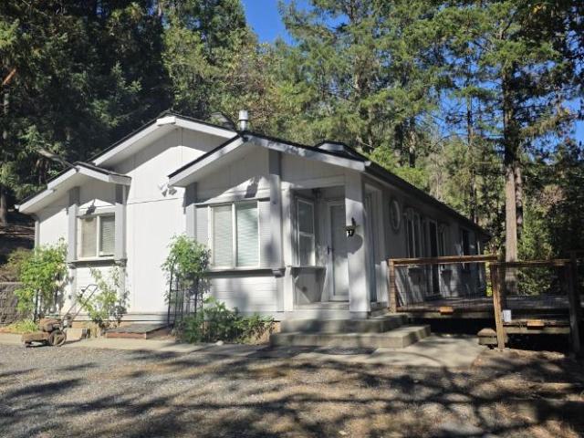3 Br, 3 bath, Single Family 11020 N Applegate Rd