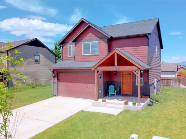 3 Br, 3 bath, Single Family 1102 Idaho St