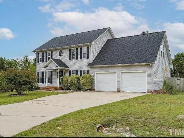 3 Br, 3 bath, Single Family 110 Dover Ct E