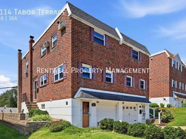 3 Br, 3 bath, Single Family 1114 Tabor Terrace