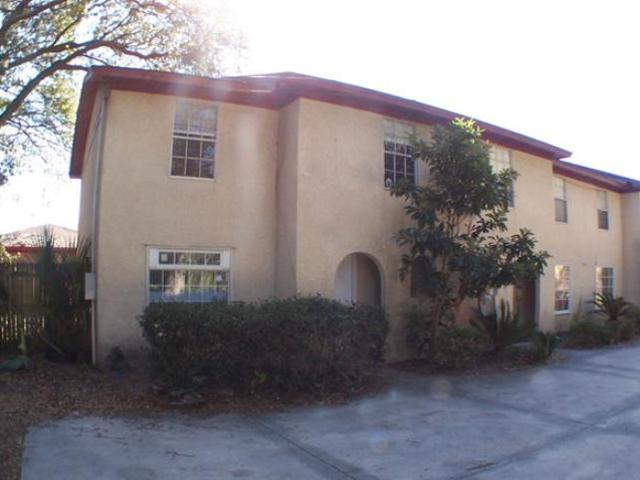 3 Br, 3 bath, Single Family 1135 Caliente Dr